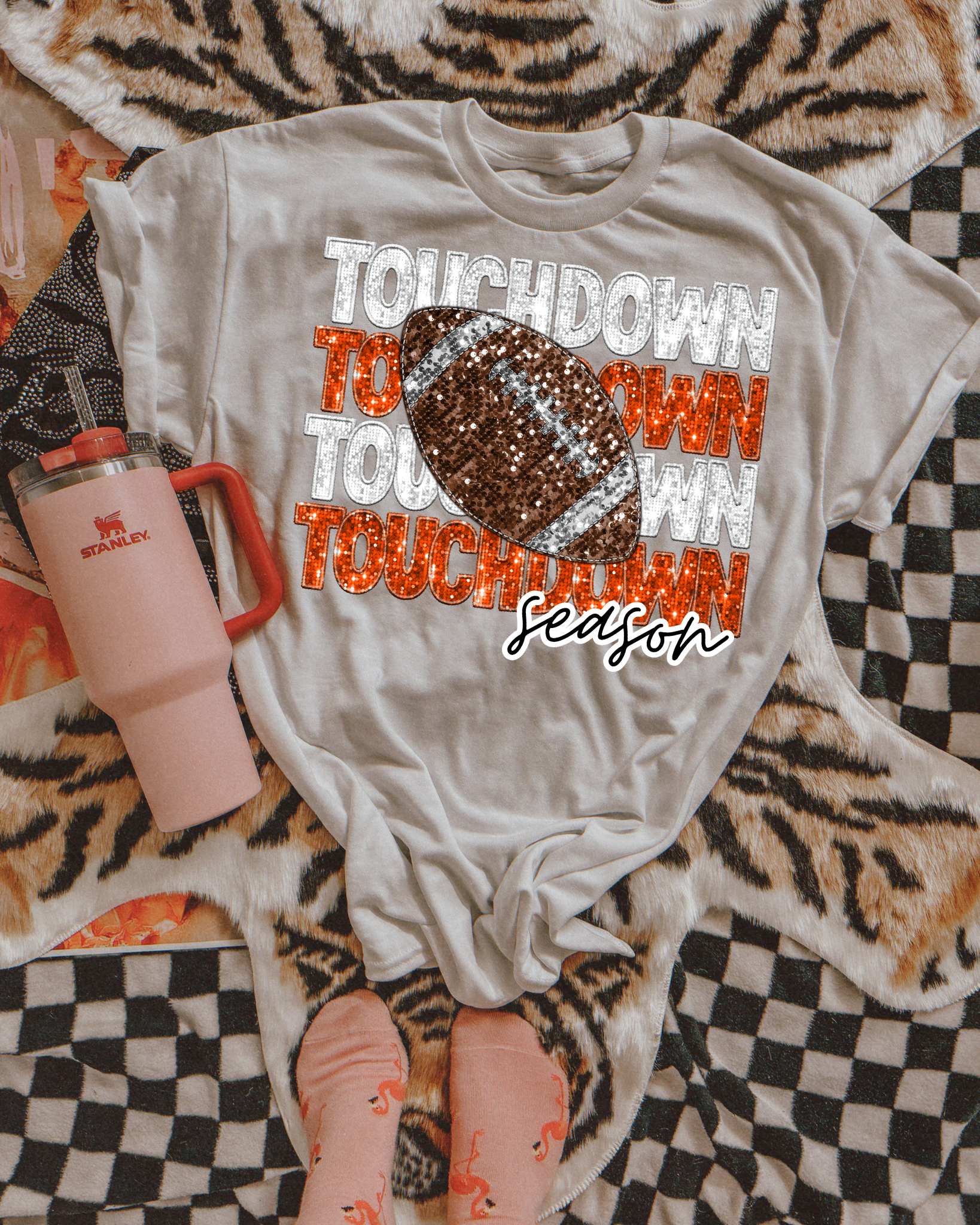 Touchdown Season White And Gold Glitter – Earthline Customs