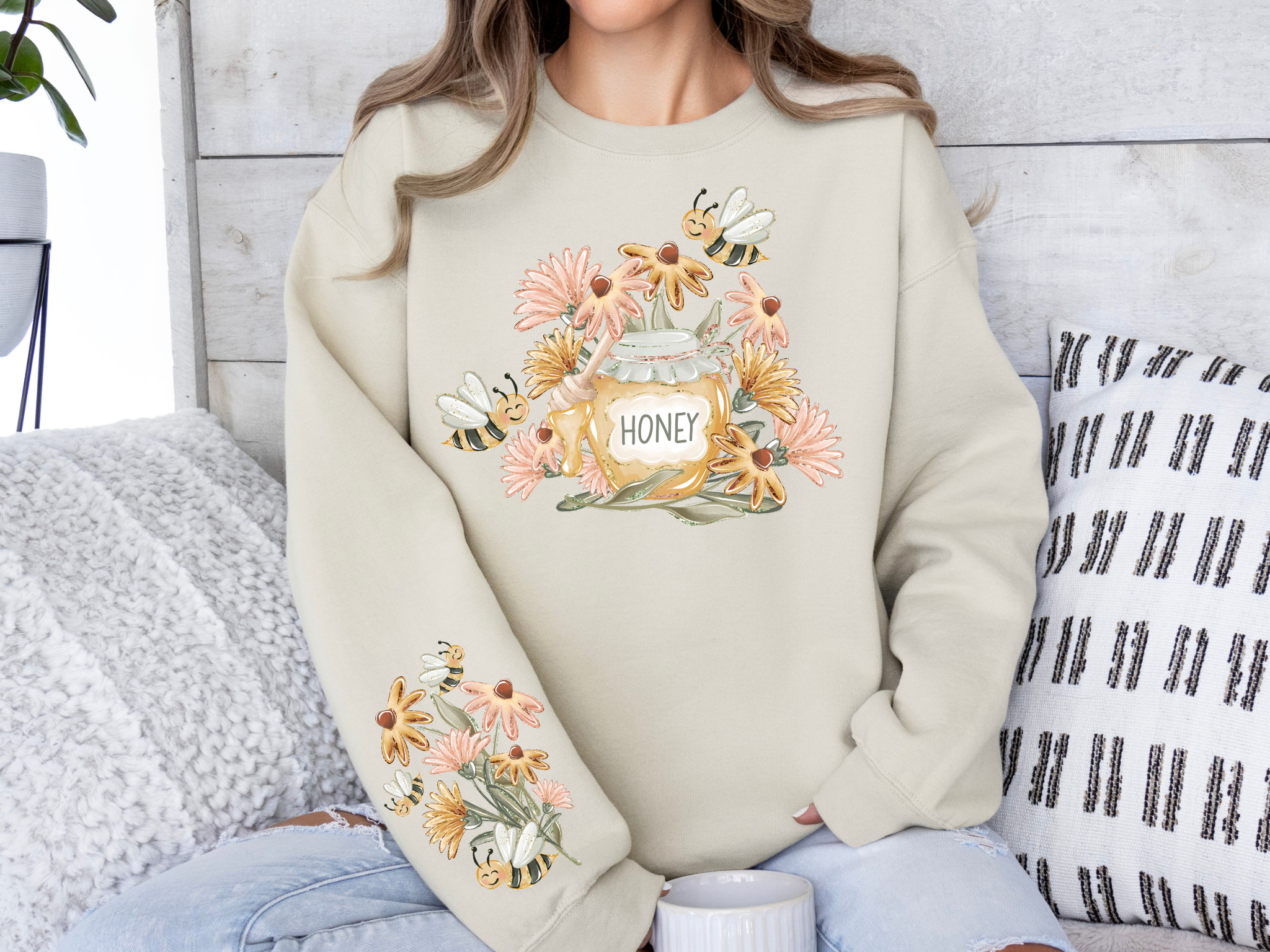 Sweet Honey Bee- CHEST – Earthline Customs